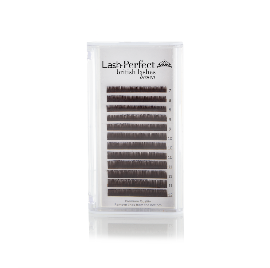 4 reasons lash artists are switching to British lashes